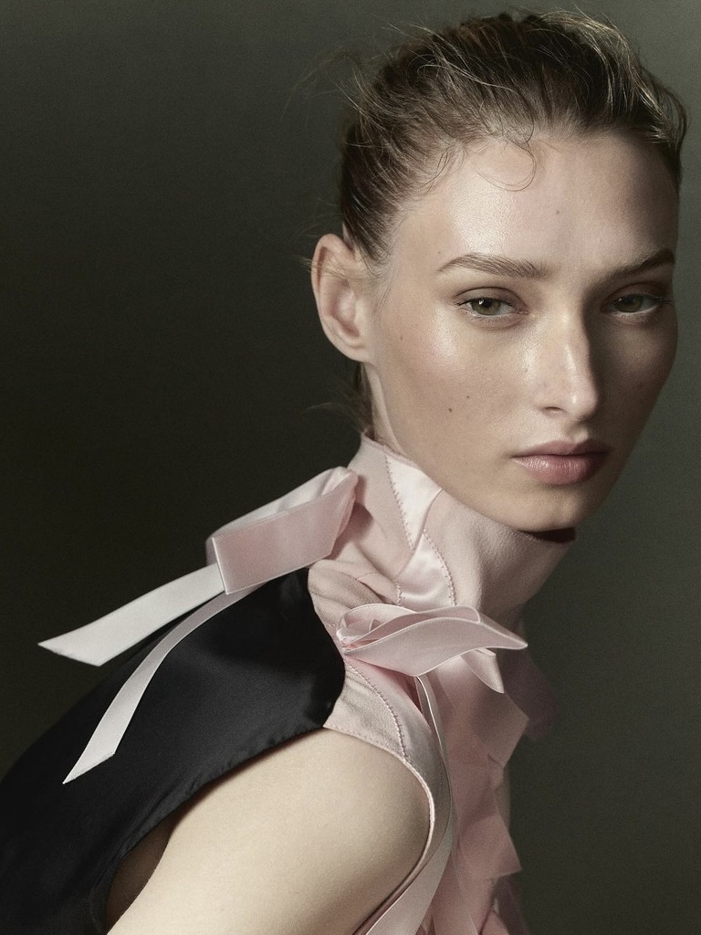 YULIA BEZRYADINA - L-Models