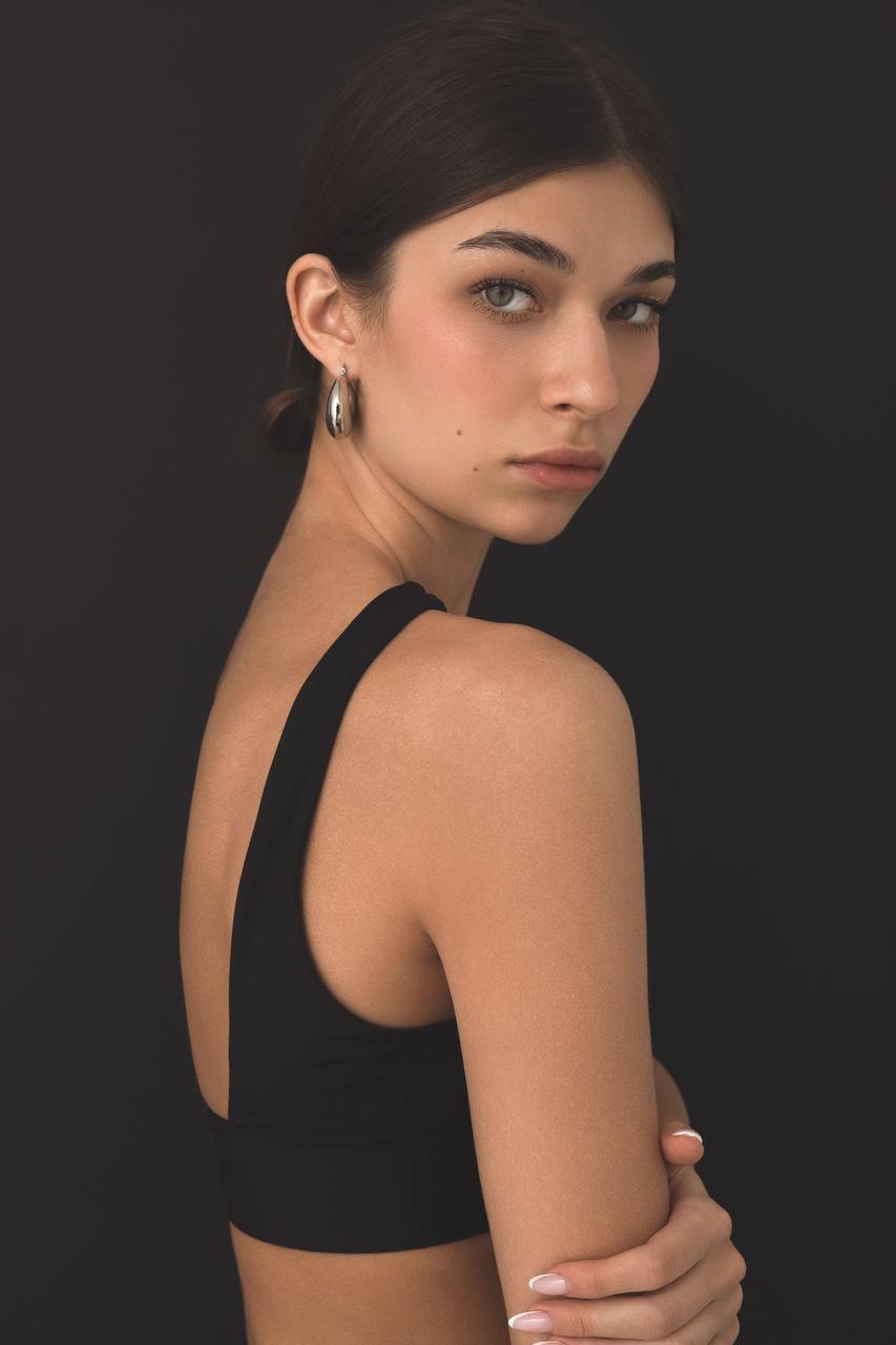 POLINA PUSTOVOITENKO - L-Models